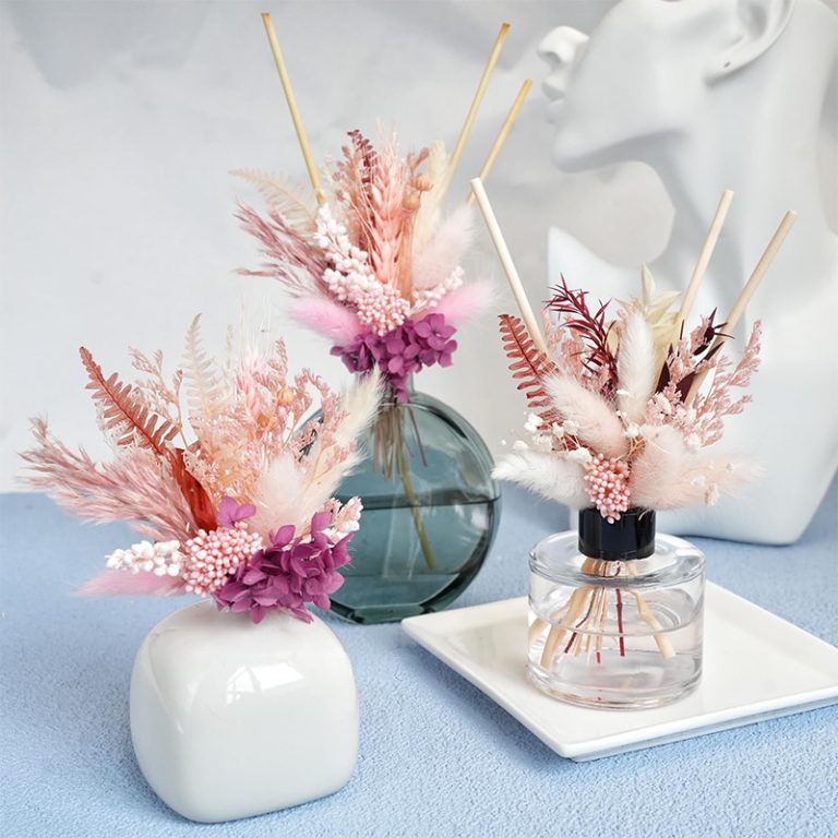9 Stunning Dried Flower Arrangements to Transform Your Space